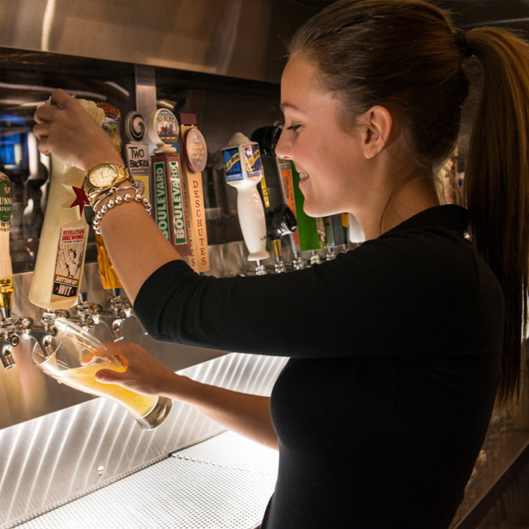 Restaurant Careers with Bottleneck Management - Restaurant Industry Job ...